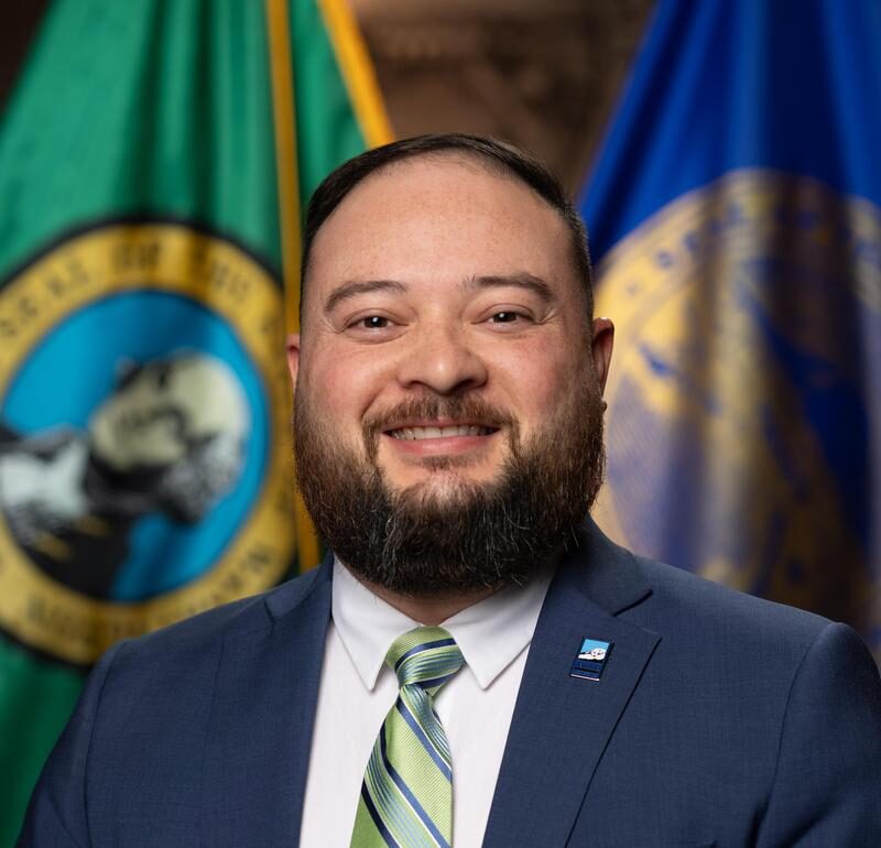Id-Deputat Sindku Joe Bushnell