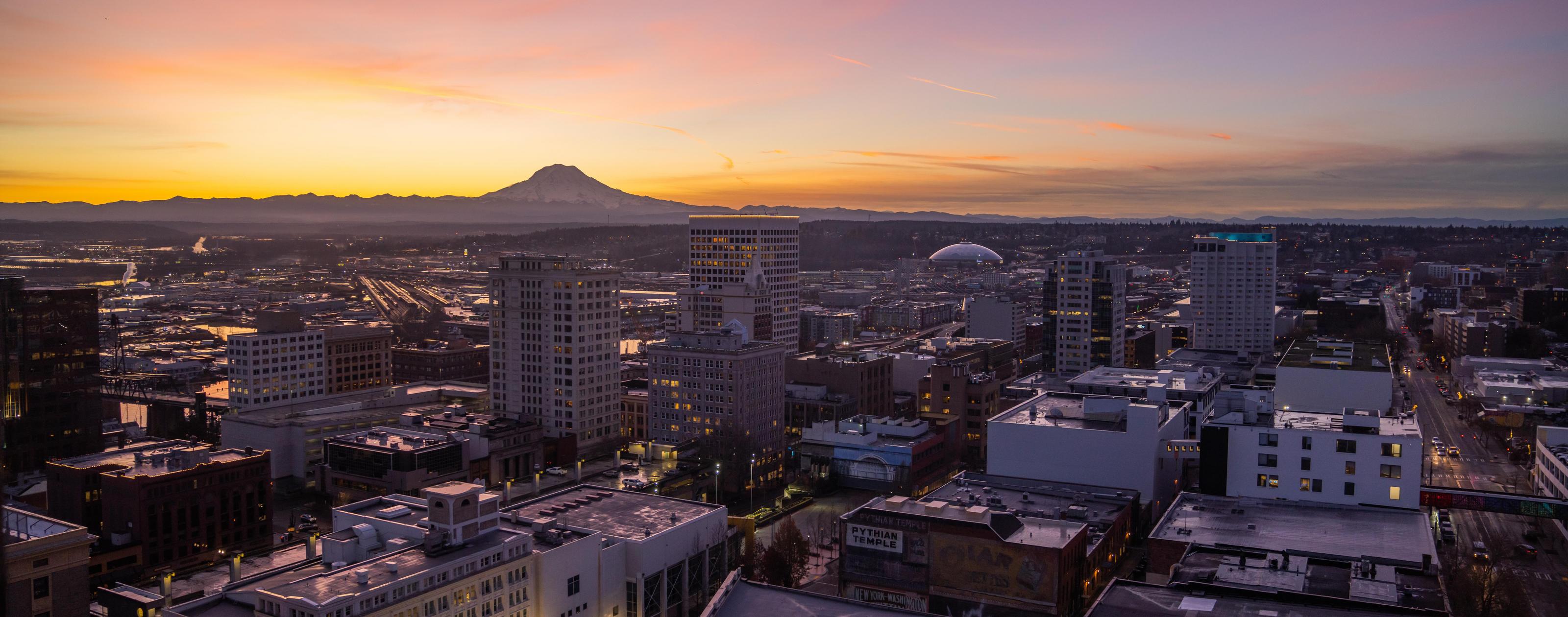 Motse oa Tacoma o Keteka Letsatsi la Keresemese la la 25 Tšitoe le ...